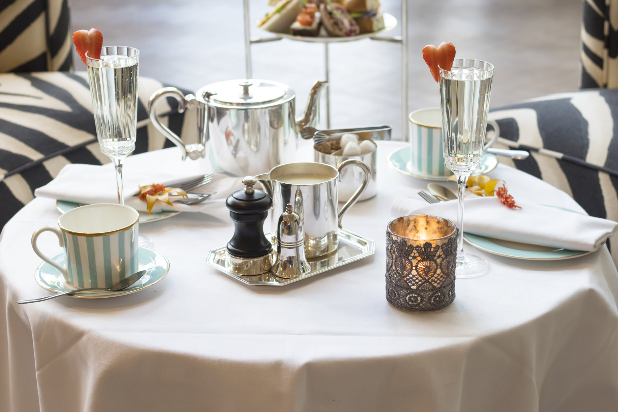 Book the Best Afternoon Teas | The Cocktail Bar at The River Lee Hotel